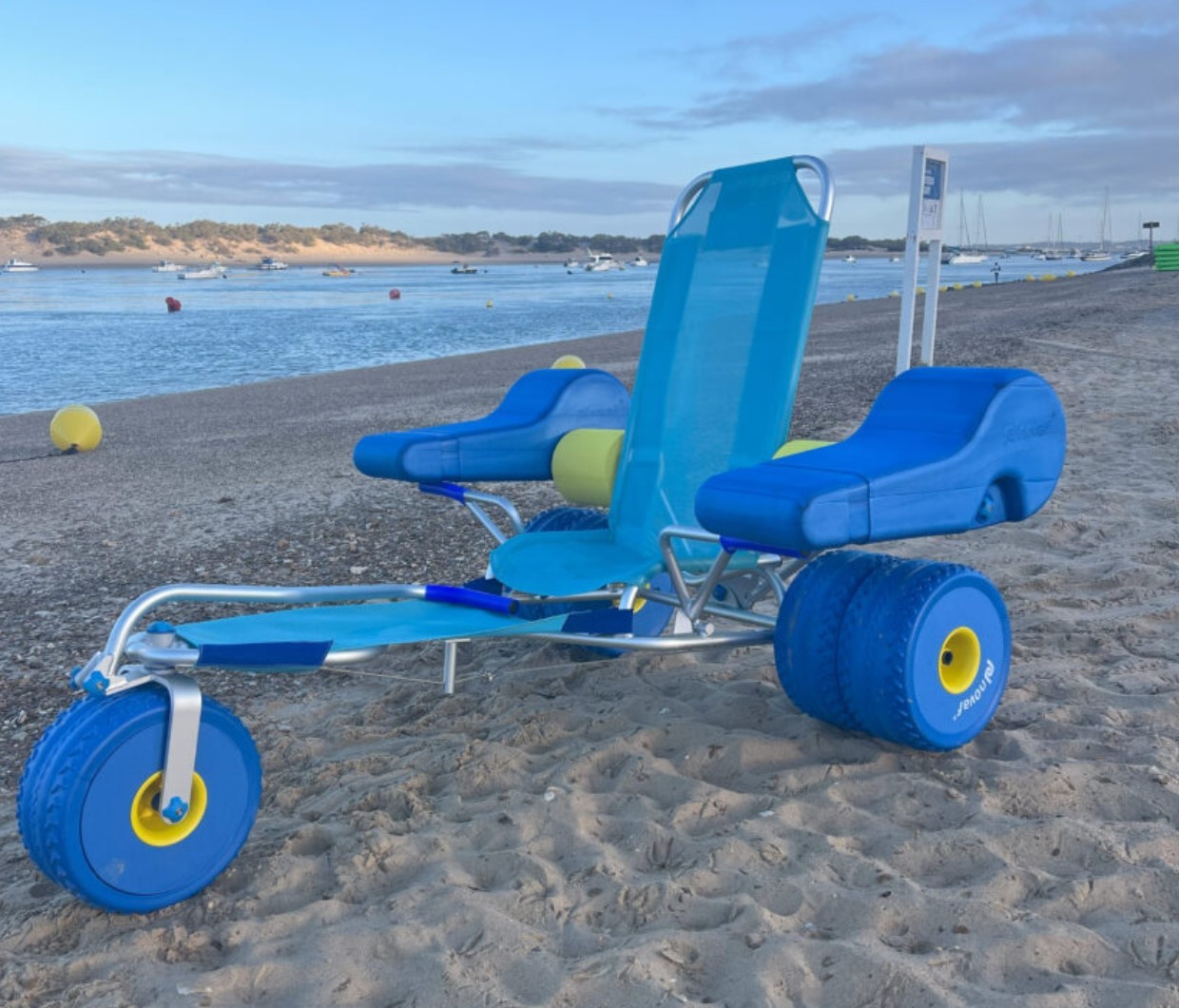 Silla de ruedas anfibia Atlantic XXL soporta hasta 200 Kg ortopedia moverte